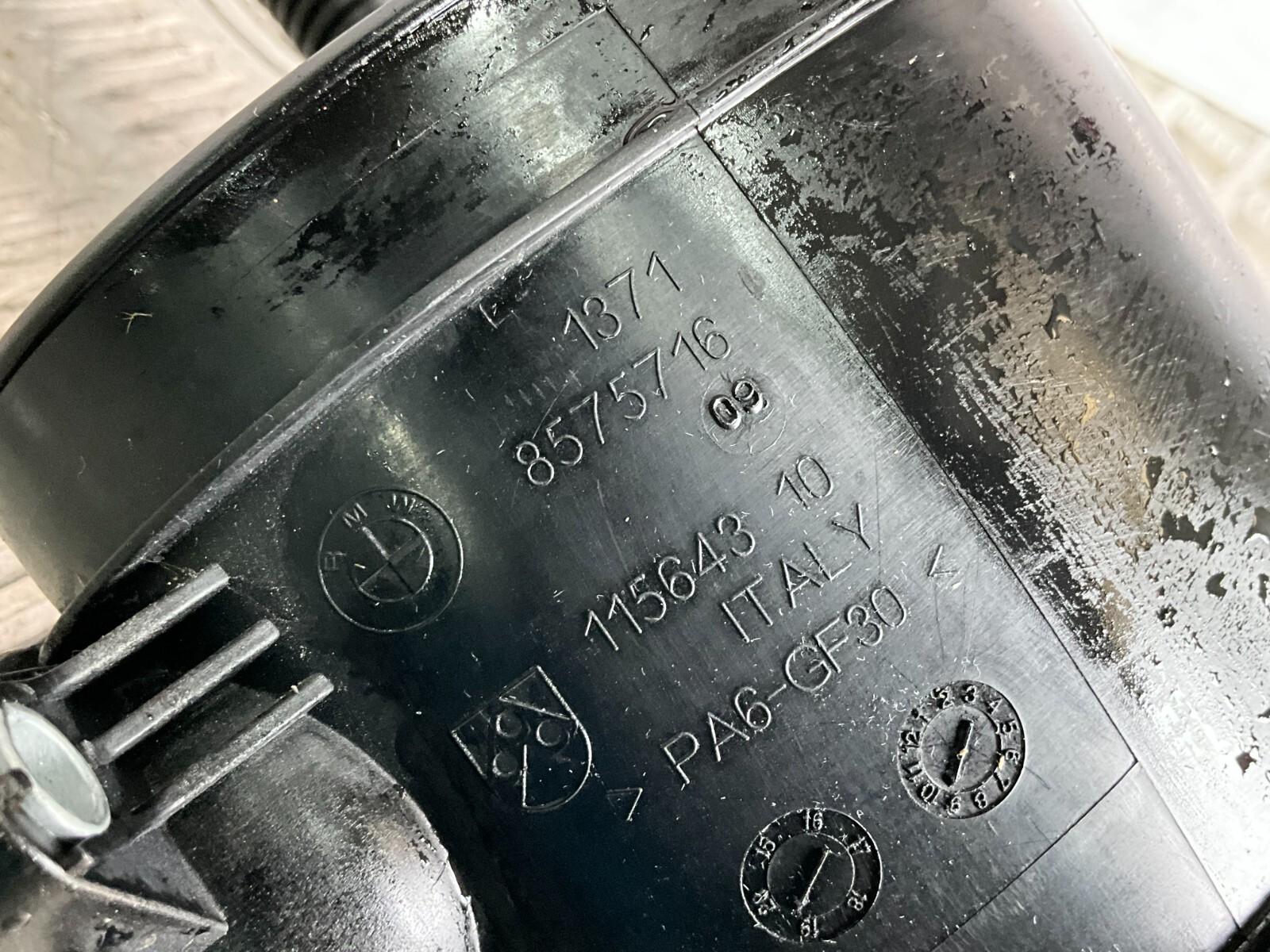 2019-2023 BMW X5 M50D/M550D G05 G30 B57D30C AIR INTAKE PIPE TUBE ...