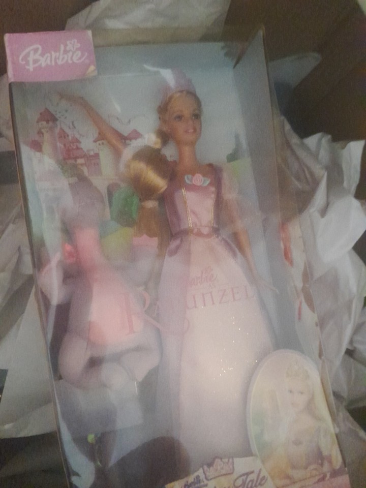 barbie collection, good for collectors. Boxes good. 25vyears old. 8 ...