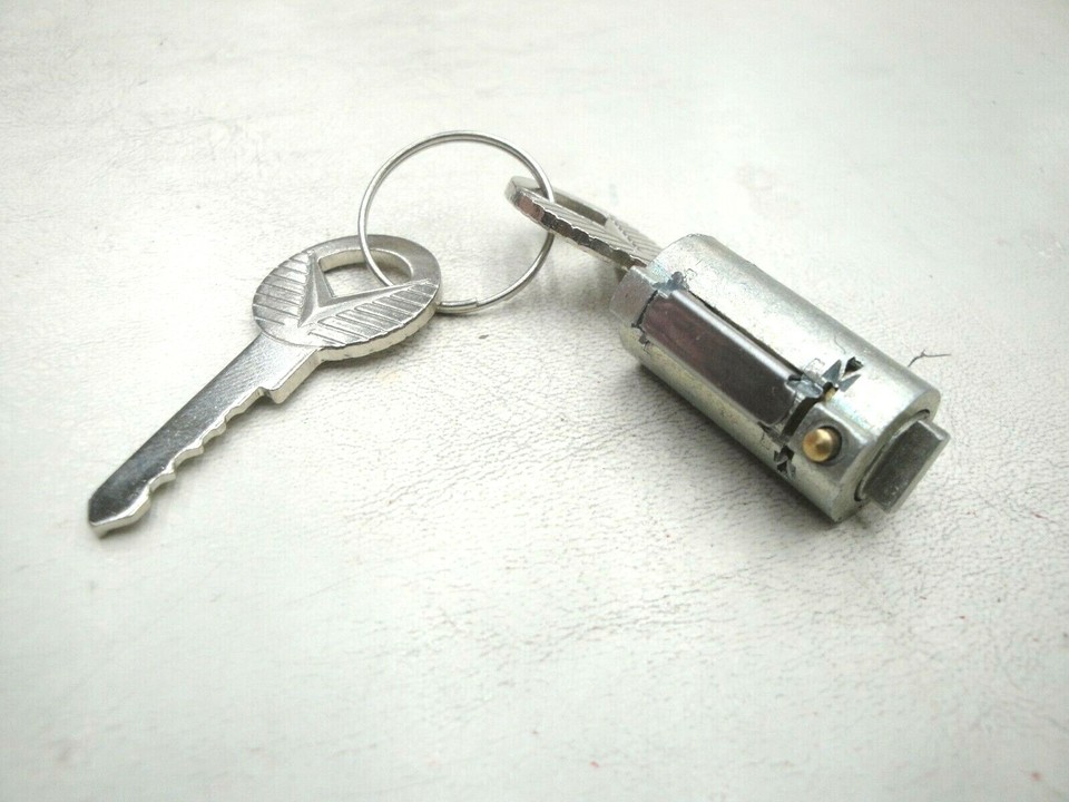 1957 1958 1959 57 58 59 FORD CAR TRUNK LOCK CYLINDER 2 KEYS NEW * | eBay