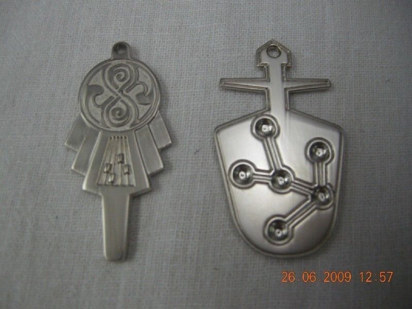 ANTIQUE SILVER / SILVER TARDIS KEY Scale 1:1 Doctor Dr Who props | eBay