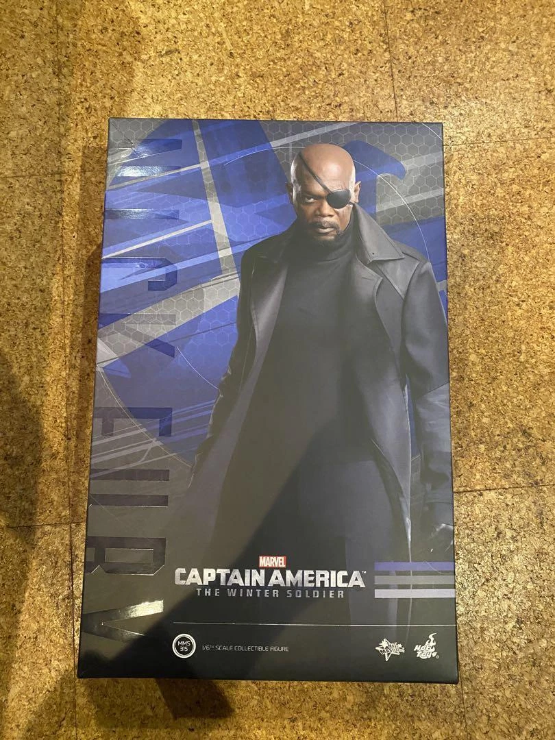 Nick Fury Hot Toys
