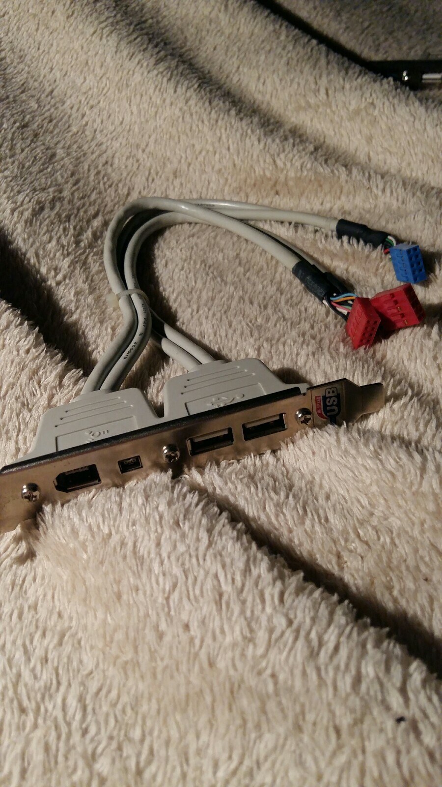 Ampliación puertos PC Usb 2.0 x2 , 1394 S400 4pin x1 y Firewire S400 6 ...