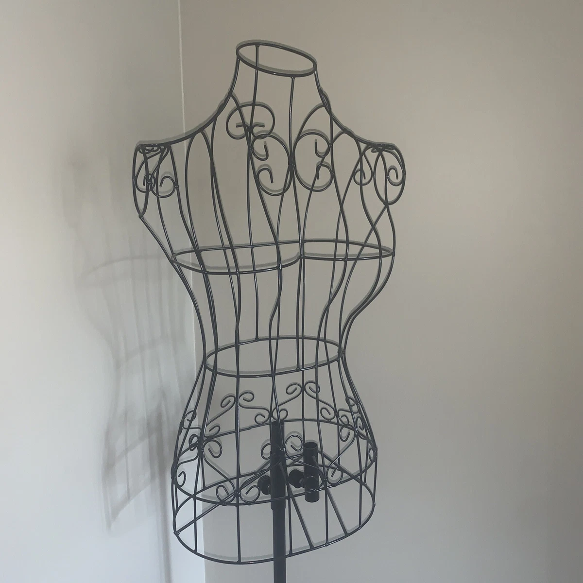 Wire Dress Mannequin
