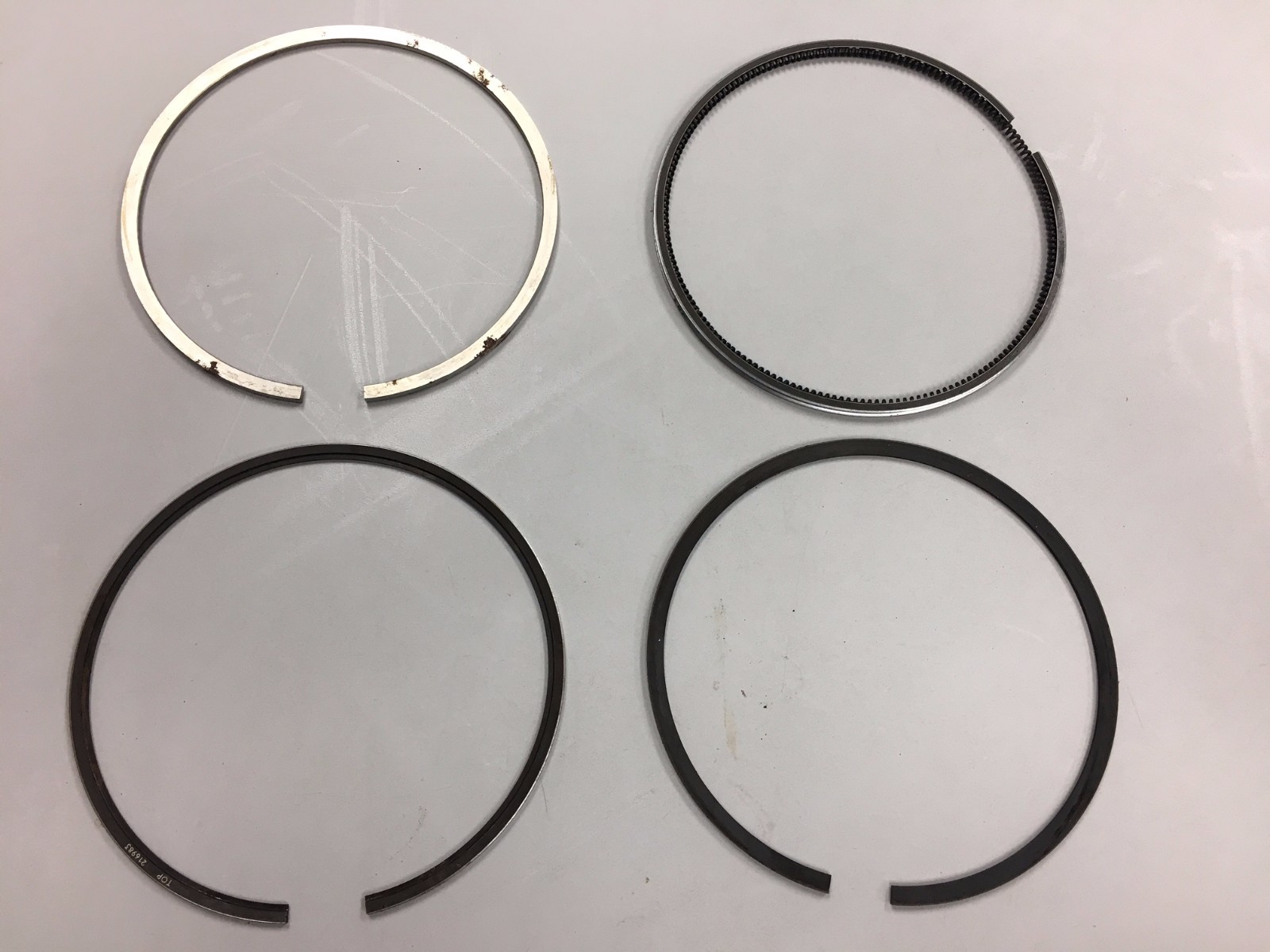 Cummins 3803471, Genuine Piston Ring Kit | eBay