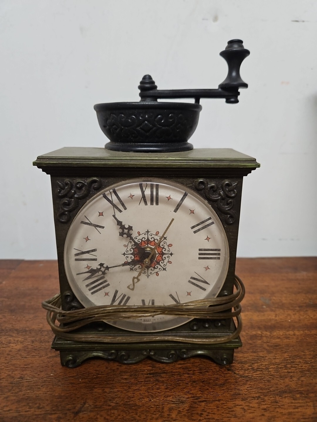 Vintage Spartus Clock Coffee Grinder Design Collectible Clock Non ...