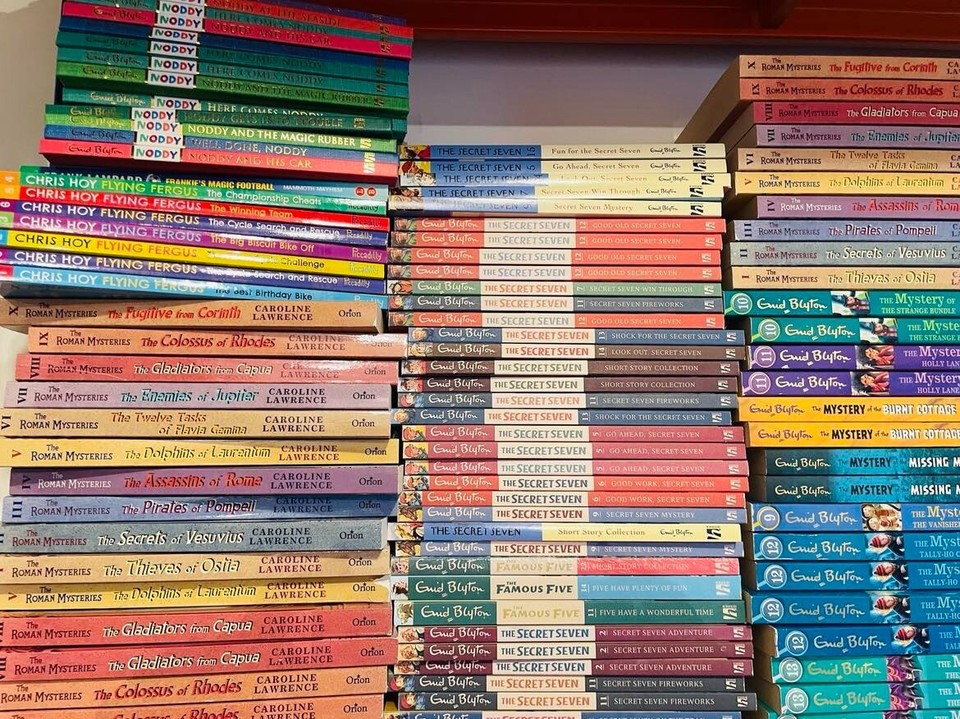 Children Fiction Collection Books JobLot of 40-50 Books wholesale FREE ...