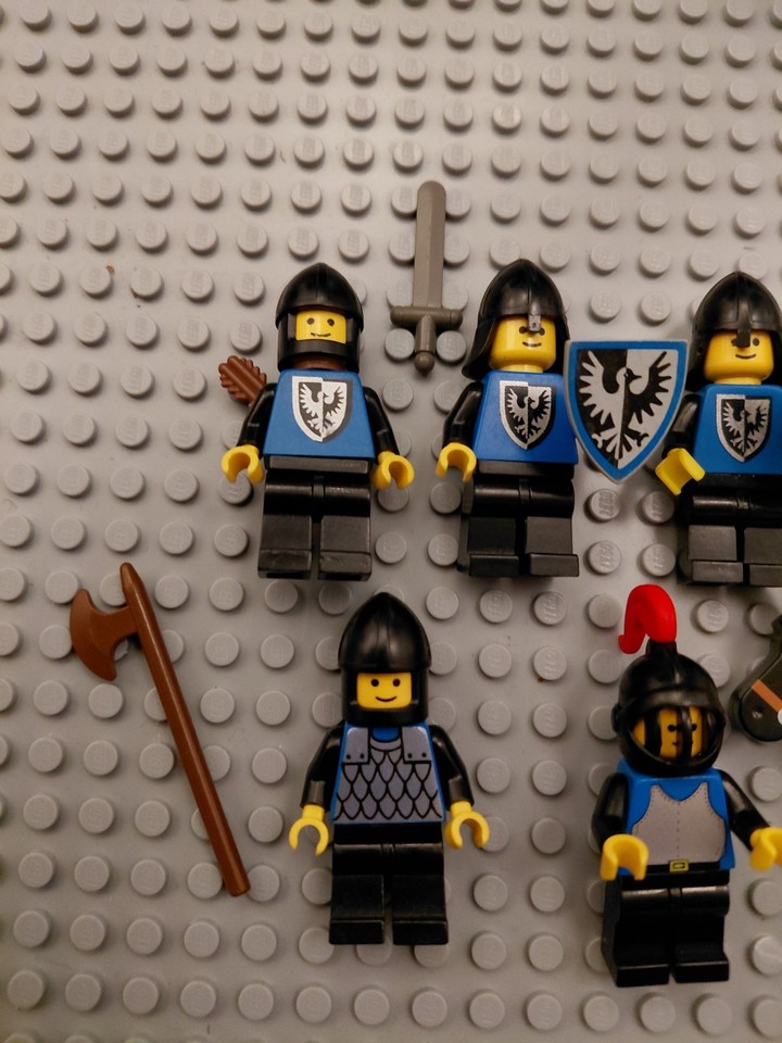 Lego Vintage Black Falcon Castle Knights Minifigures X5 Bundle | eBay UK