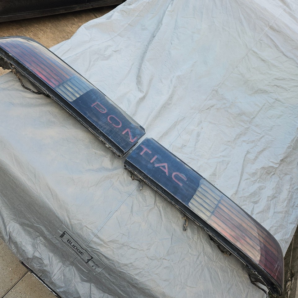 PONTIAC FIERO GT REAR TAILLIGHTS 1987 | eBay