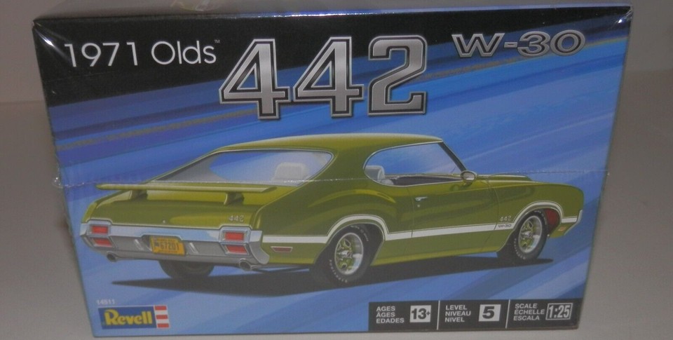 Revell 1:25 1971 Old 442 W-30 Kit #14511 NIB | eBay