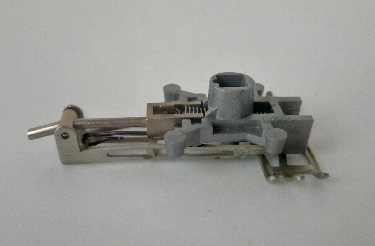 Hornby OO Gauge BR Class 370 APT Advanced Passenger Train Operating ...