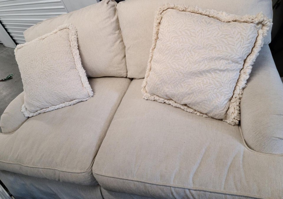 Amazing Gently Used Bernhardt Sofa - Loveseat - Contemporary ...