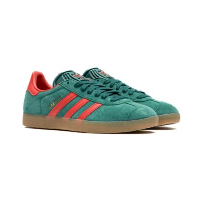 IG6200 adidas Originals Gazelle Collegiate Green Preloved Red Gum (Men ...