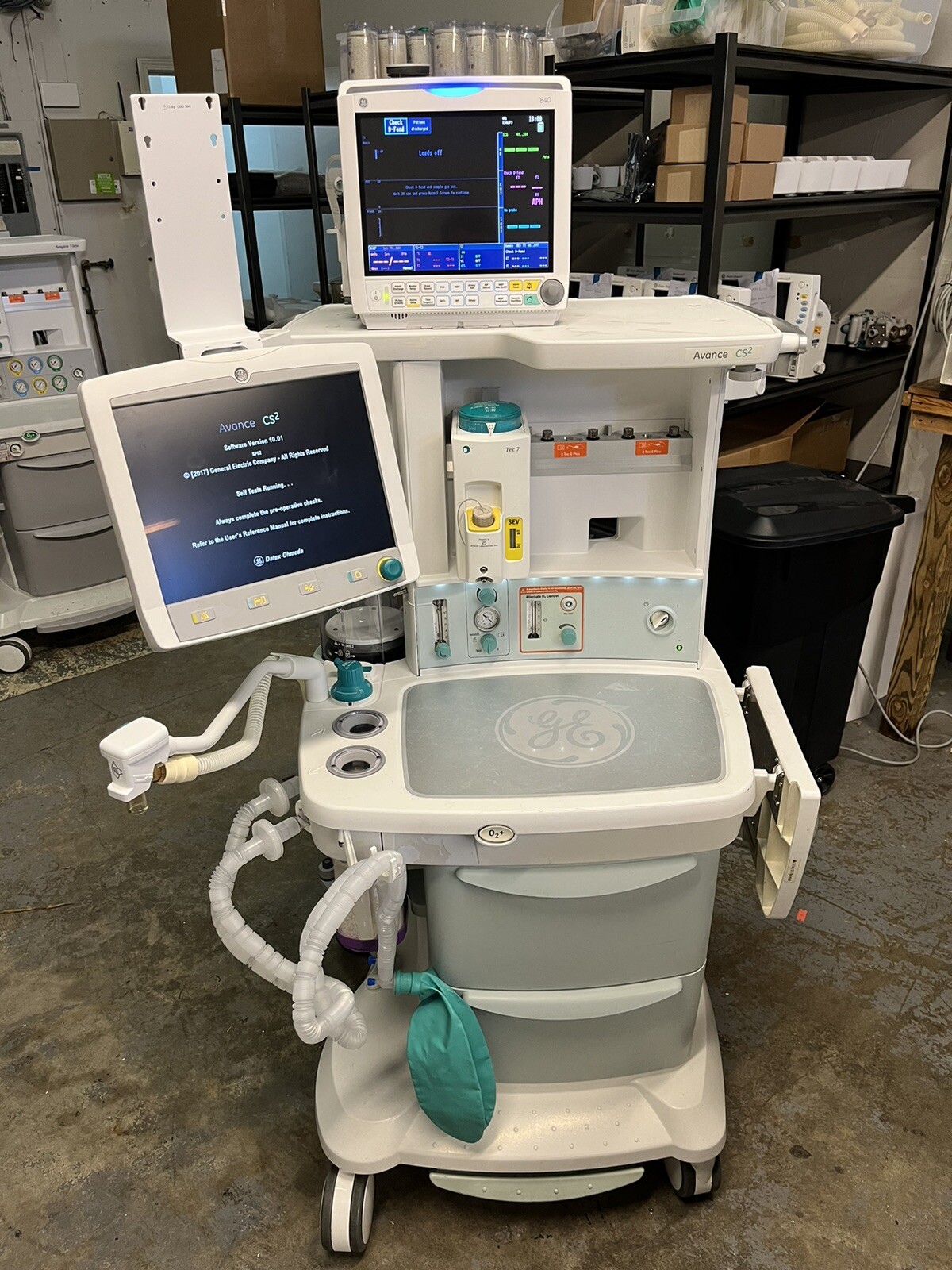 GE Avance CS2 Anesthesia Machine - GE B40 Monitor - Tec 7 Sevo ...