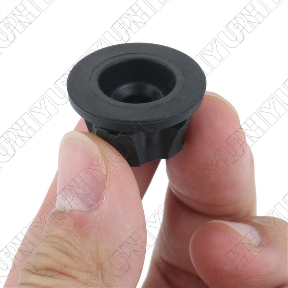 Engine Cover Grommet Buffer Rubber Trim For Mercedes-Benz CLS-Class ...