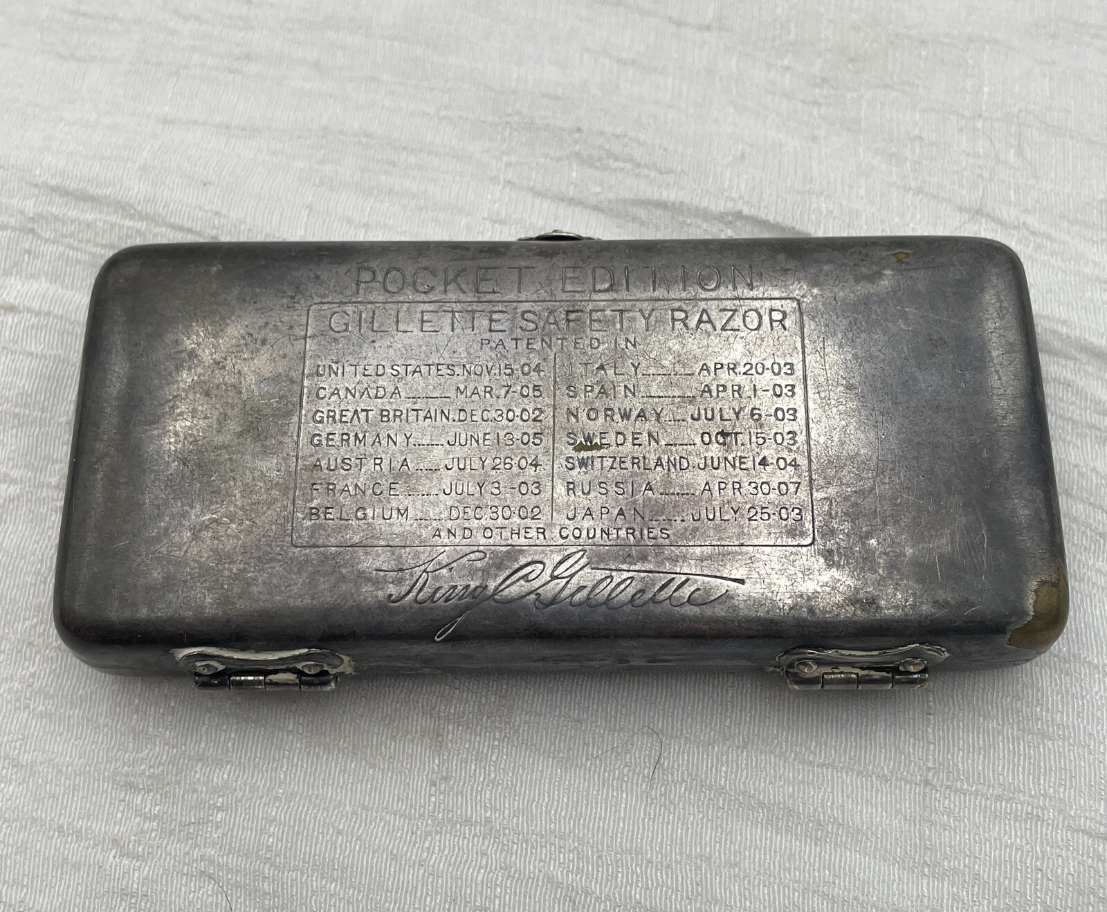 King Gillette Silver Plated Metal Safety Razor Box Pocket Edition Case ...