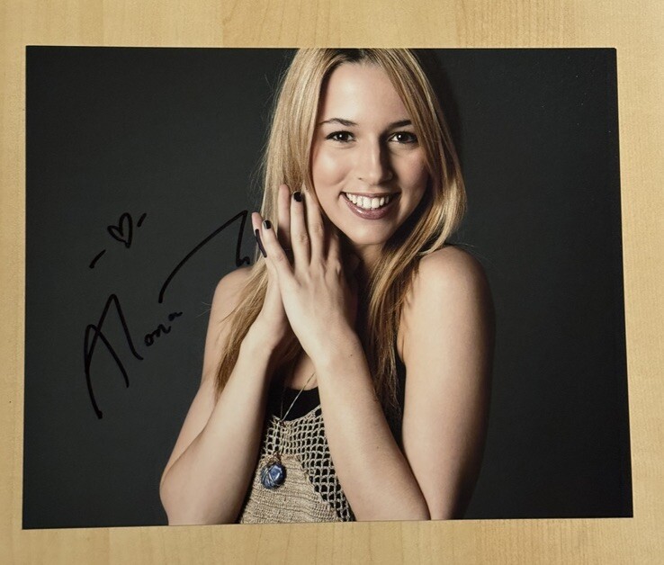 ALONA TAL HAND SIGNED 8x10 PHOTO ACTRESS AUTOGRAPHED SUPERNATURAL TV ...