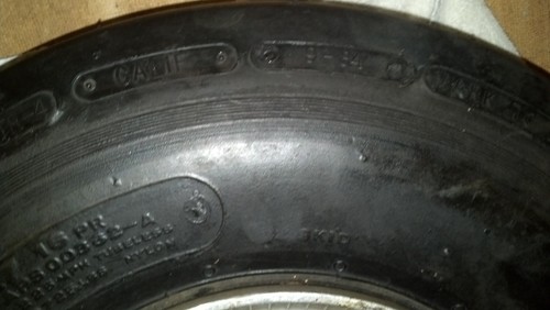 Bridgestone Aircraft Tire 24x7.7 - 16ply With B-737 Nose Wheel and ...
