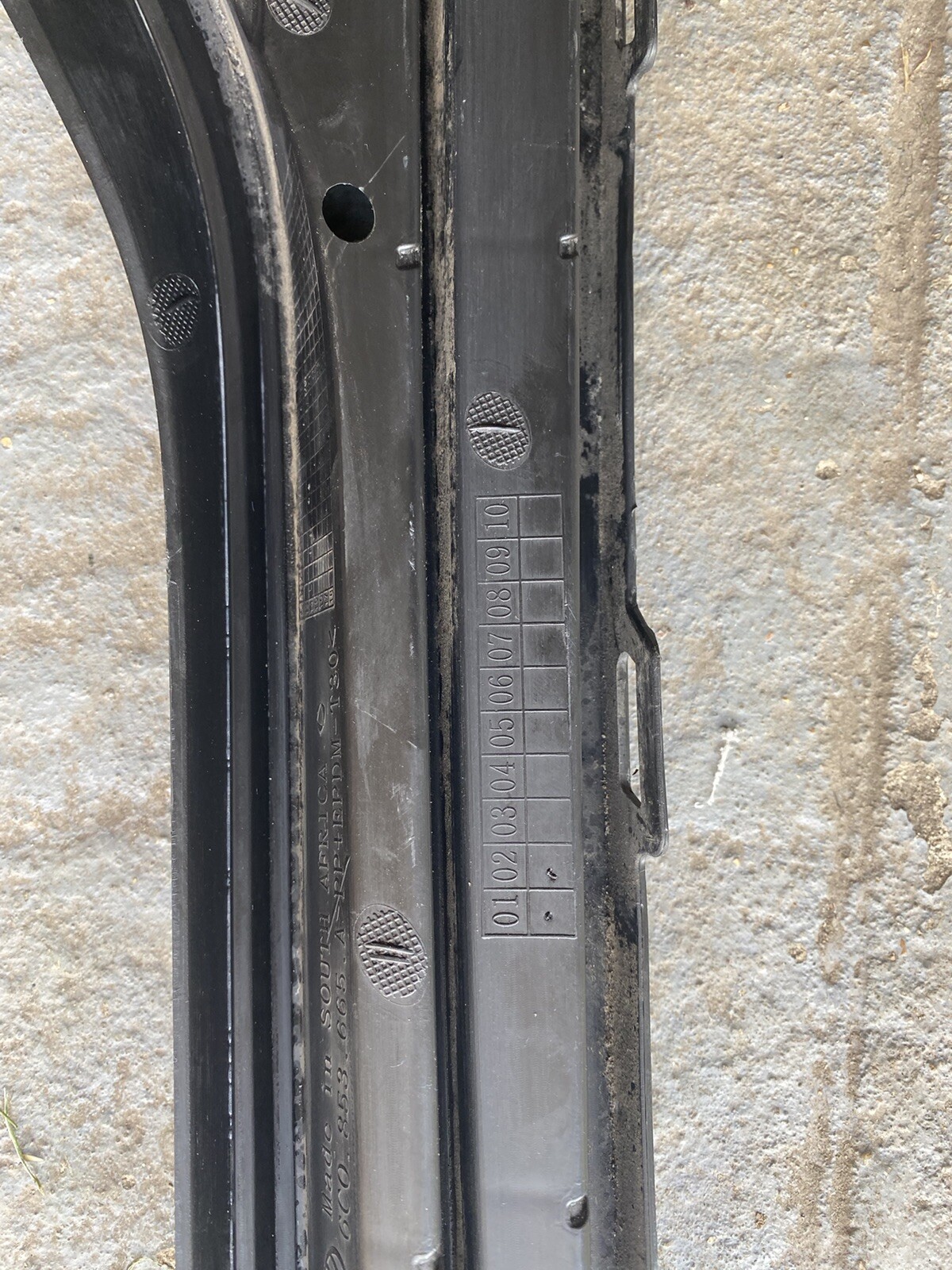 Mk5 Volkswagen VW Polo Front Bumper Driver Left Side Grille P/n ...