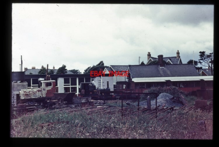 PHOTO TYWYN WHARF RAILWAY STATION TALYLLYN RAILWAY NARROW GAUGE | eBay UK