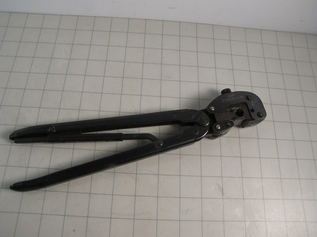 AMP 220015-1-M Portable Hand Crimping Tool for Coaxial Connectors for ...
