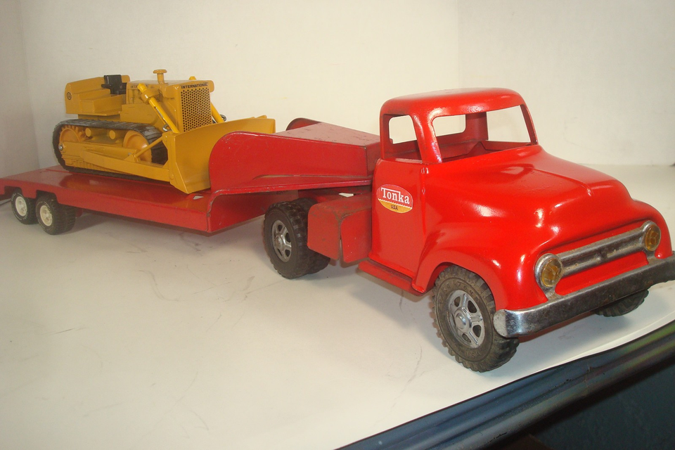 TONKA TRACTOR TRUCK& LOWBOY FLATBED TRAILER &ERTL BULLDOZER PART CUSTOM ...
