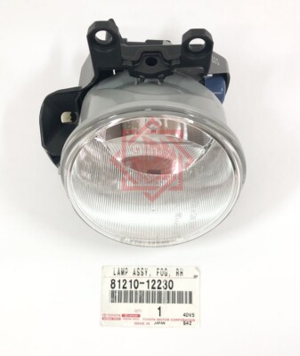 GENUINE TOYOTA / LEXUS FOG LAMP RH 81210-12230, PRIUS, CT200H, 4RUNNER ...