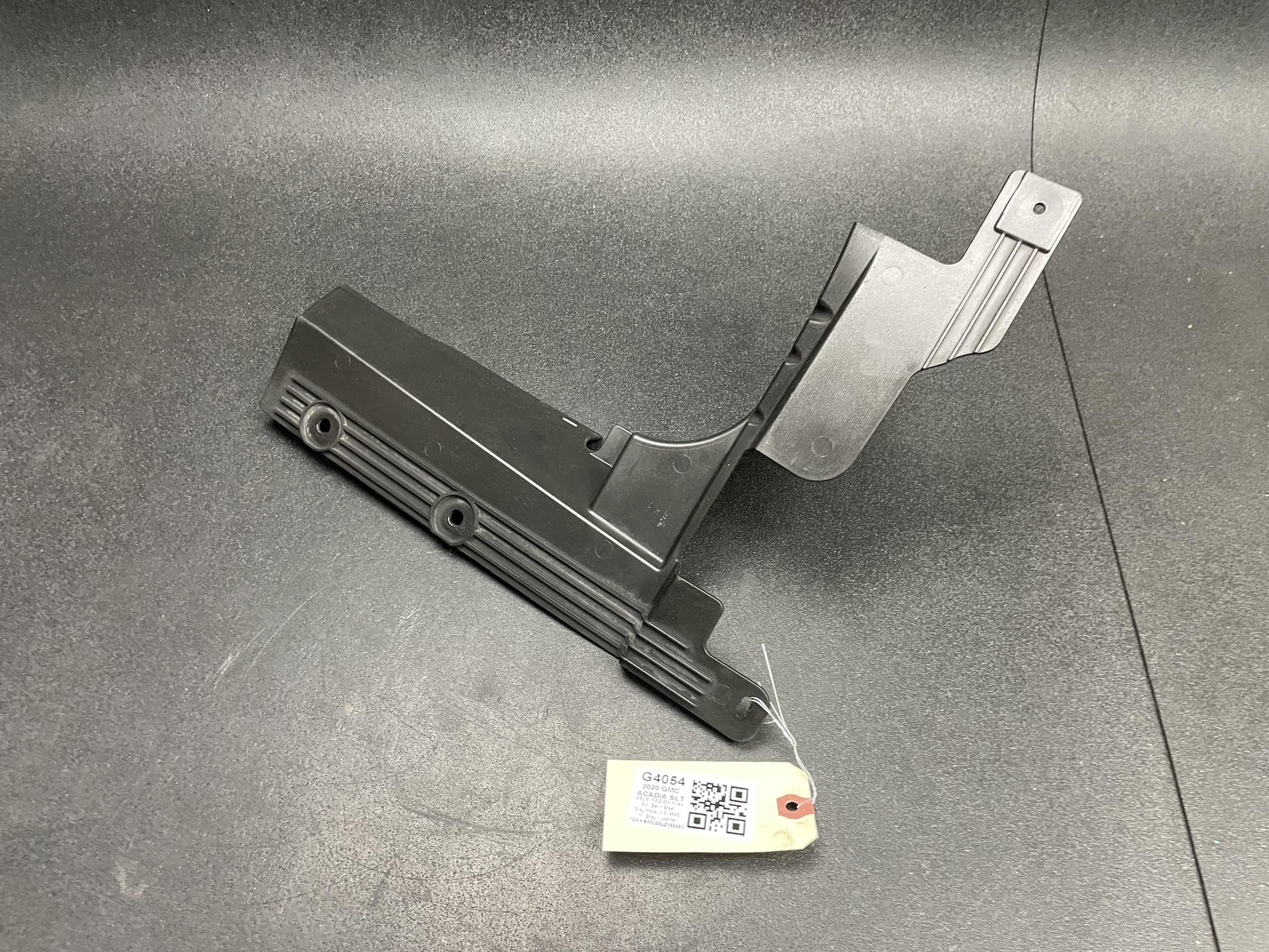 Front Right Fender Splash Shield Cover 2020 GMC Acadia 84252175 2017 ...