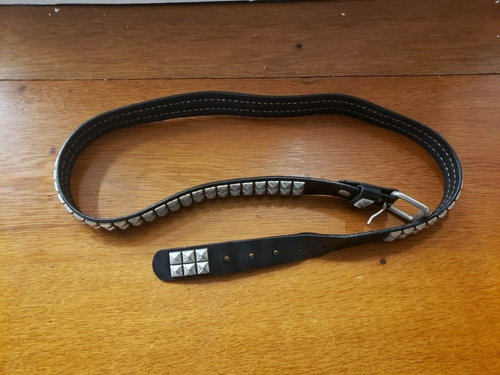 Vintage 90s/2000s Hot Topic Leather Studded Belt Size 44 Pyramid Studs ...