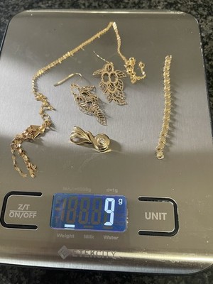 14kt Gold Jewelry Scrap Including Pendant With Diamond And Earrings 9 ...