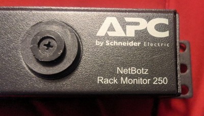 APC NETBOTZ 250 NBRK0250 ENVIRONMENTAL RACK MOUNT W/ BRACKET | eBay
