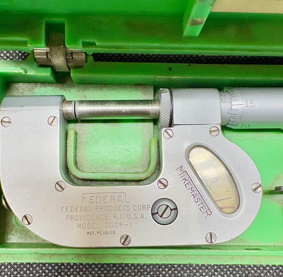 FEDERAL INDICATING MICROMETER MODEL 200P-1 WITH CASE | eBay