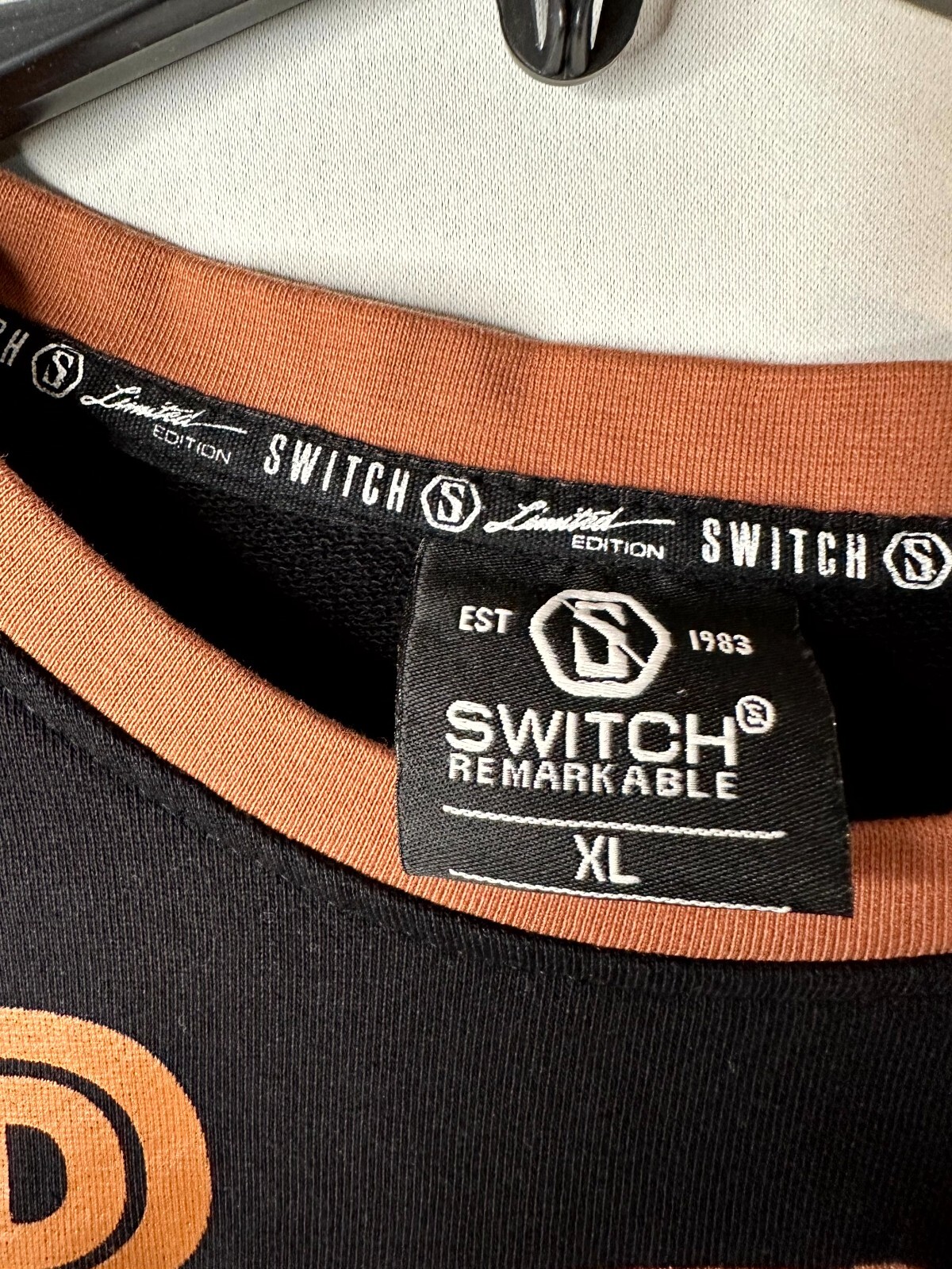 Switch Remarkable Men Limited Edition Graphic Sweatsh… - Gem