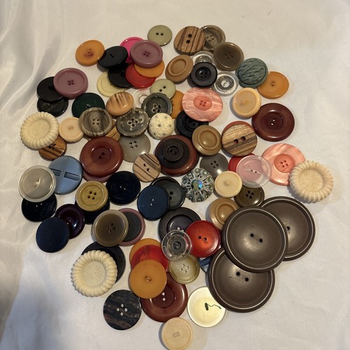 Lot of Assorted Large Vintage Buttons - 1 lb | eBay