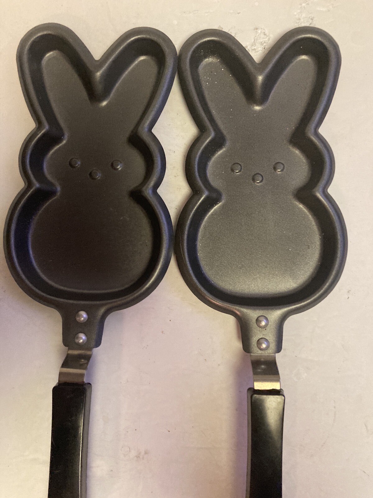 Peeps Bunnies Pancake Pans-Set Of 2- Hotcakes-Griddle Cakes | eBay