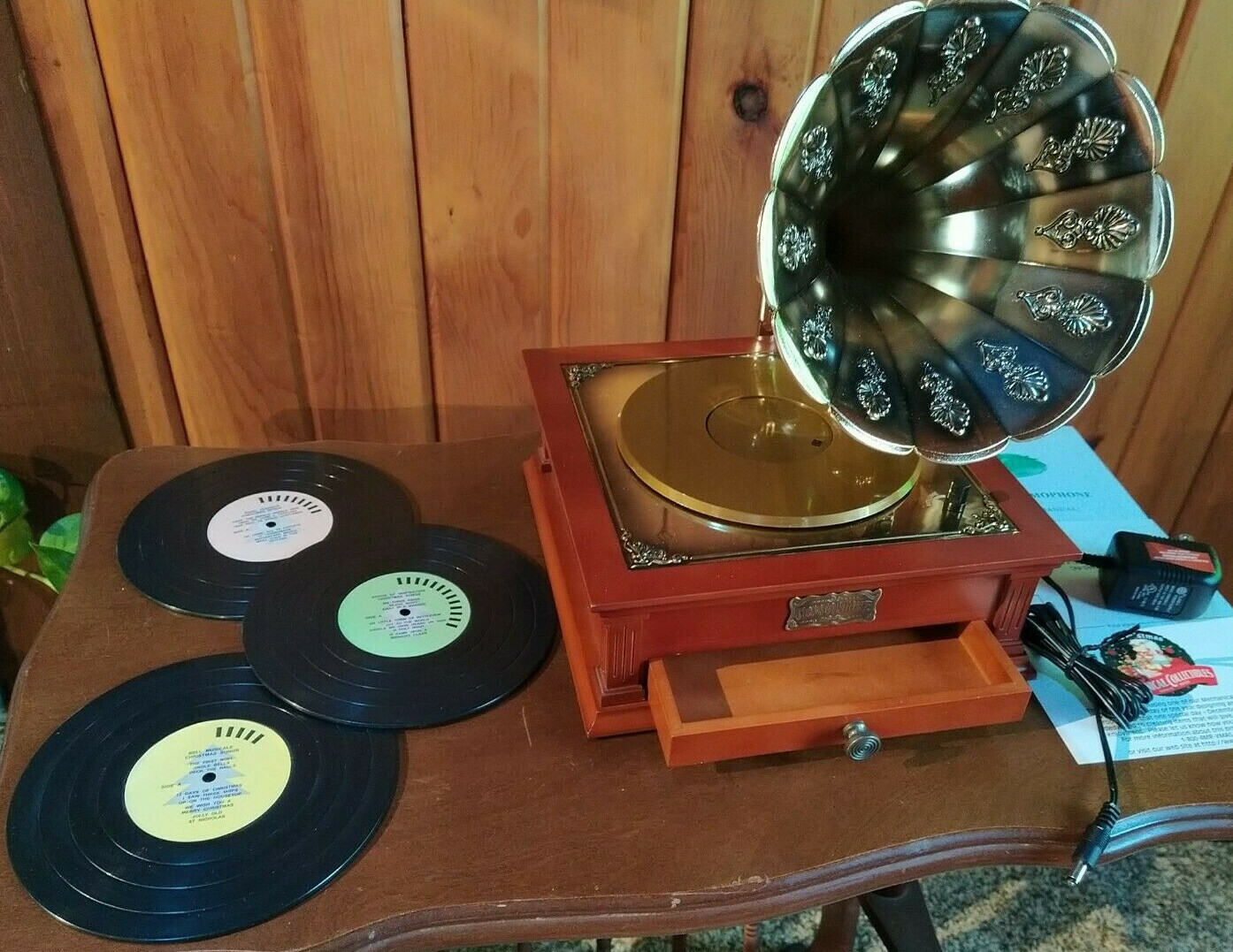 Mr Christmas Holiday Gramophone W/3 Records Music Box Classic Songs ...