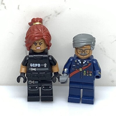 Lego Barbara Gordon & Commissioner Gordon SWAT Vest Batman Minifigures ...