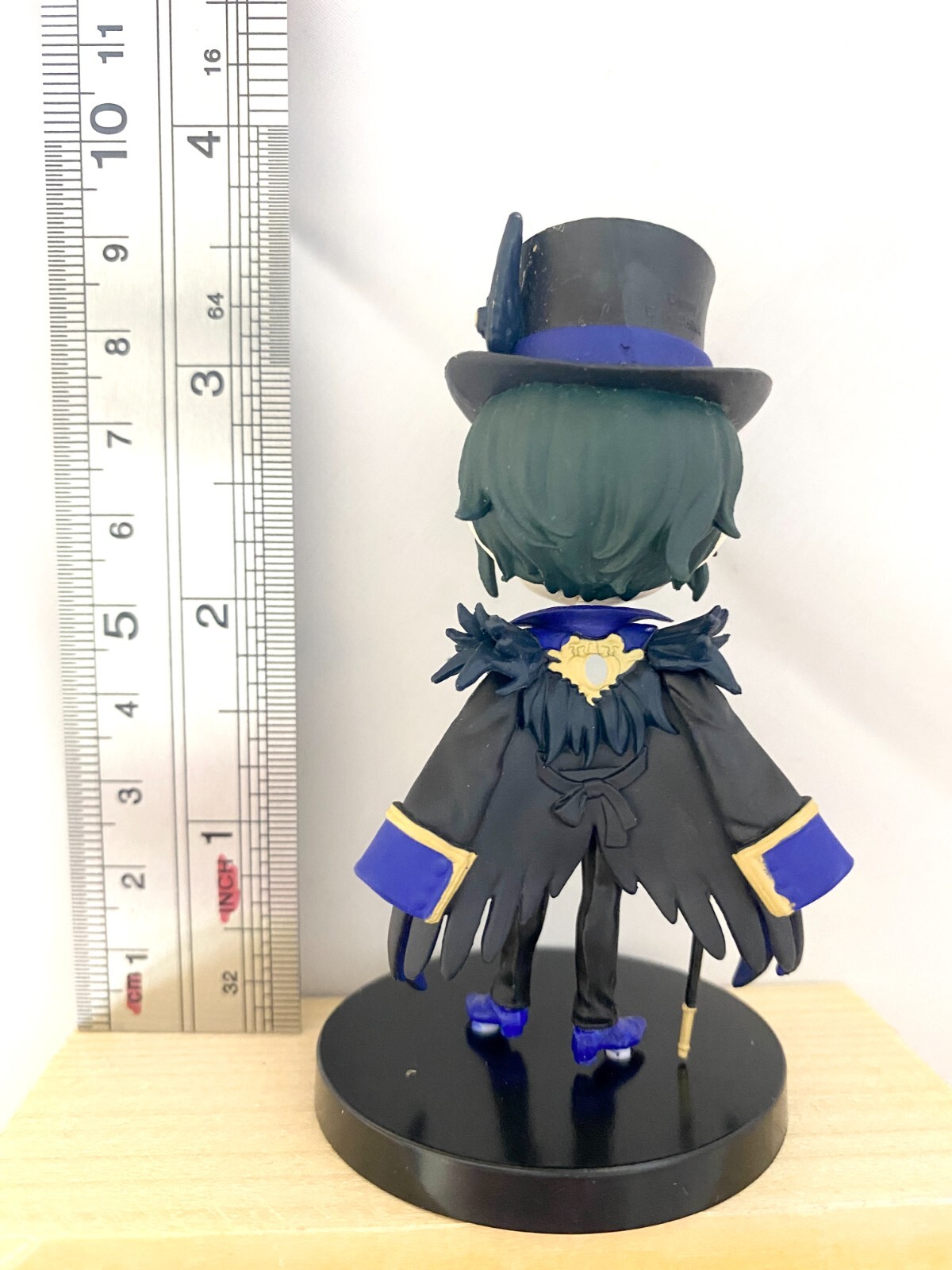 Dire Crowley Disney Twisted Wonderland Q posket Figure Stand Walt ...