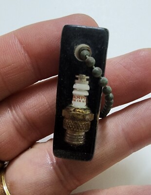 KEYCHAIN VTG CHAMPION MINI SPARK PLUG OLD PLASTIC Acrylic made in USA ...