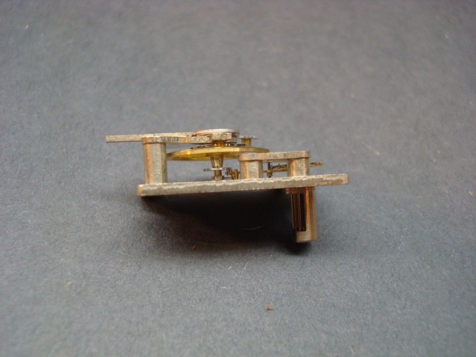 NOS VTG CLOCK BALANCE PLATFORM ESCAPEMENT - SWITZERLAND - KIENINGER ...