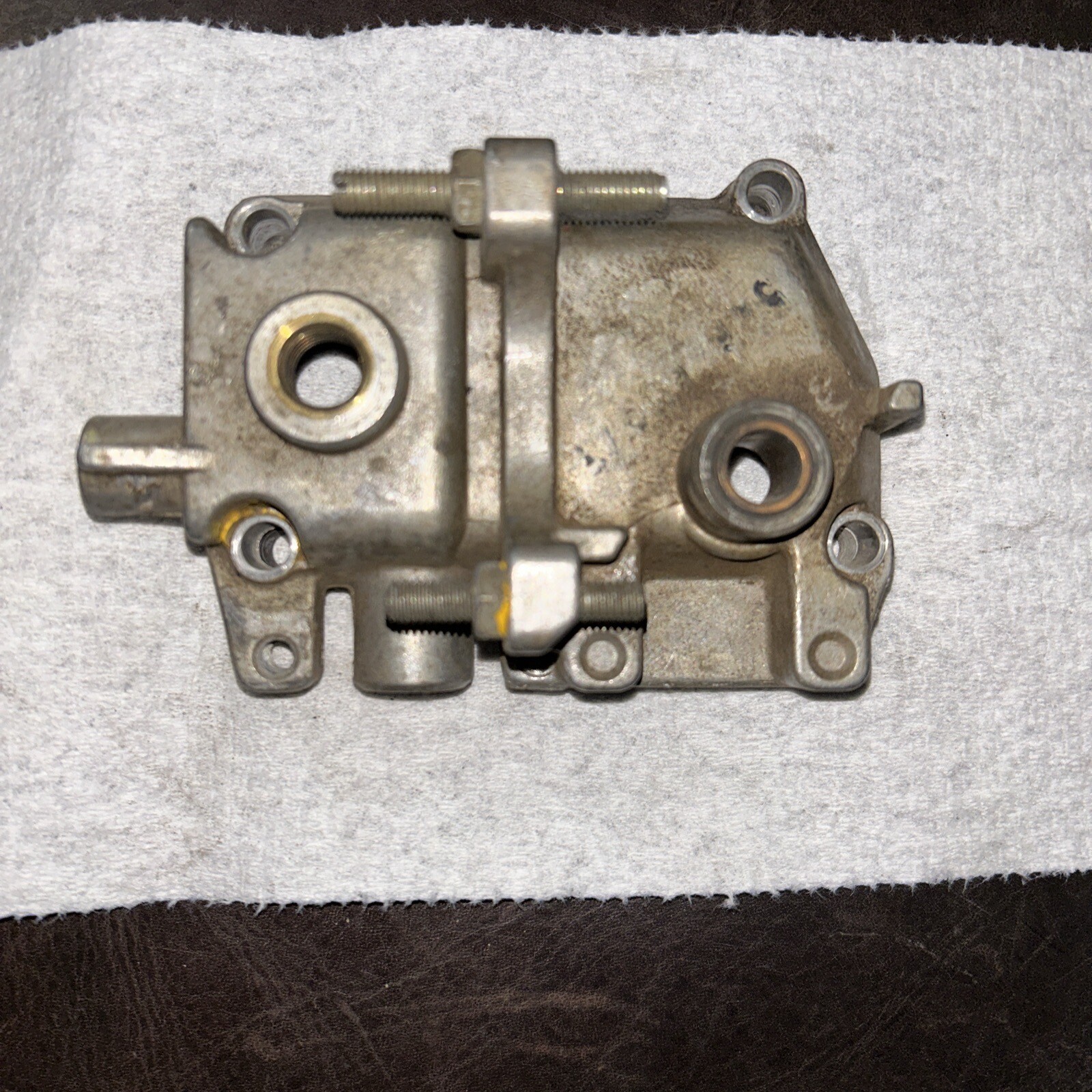 Bosch Diesel Fuel Injection Pump throttle side cover plate 1 465 530 ...