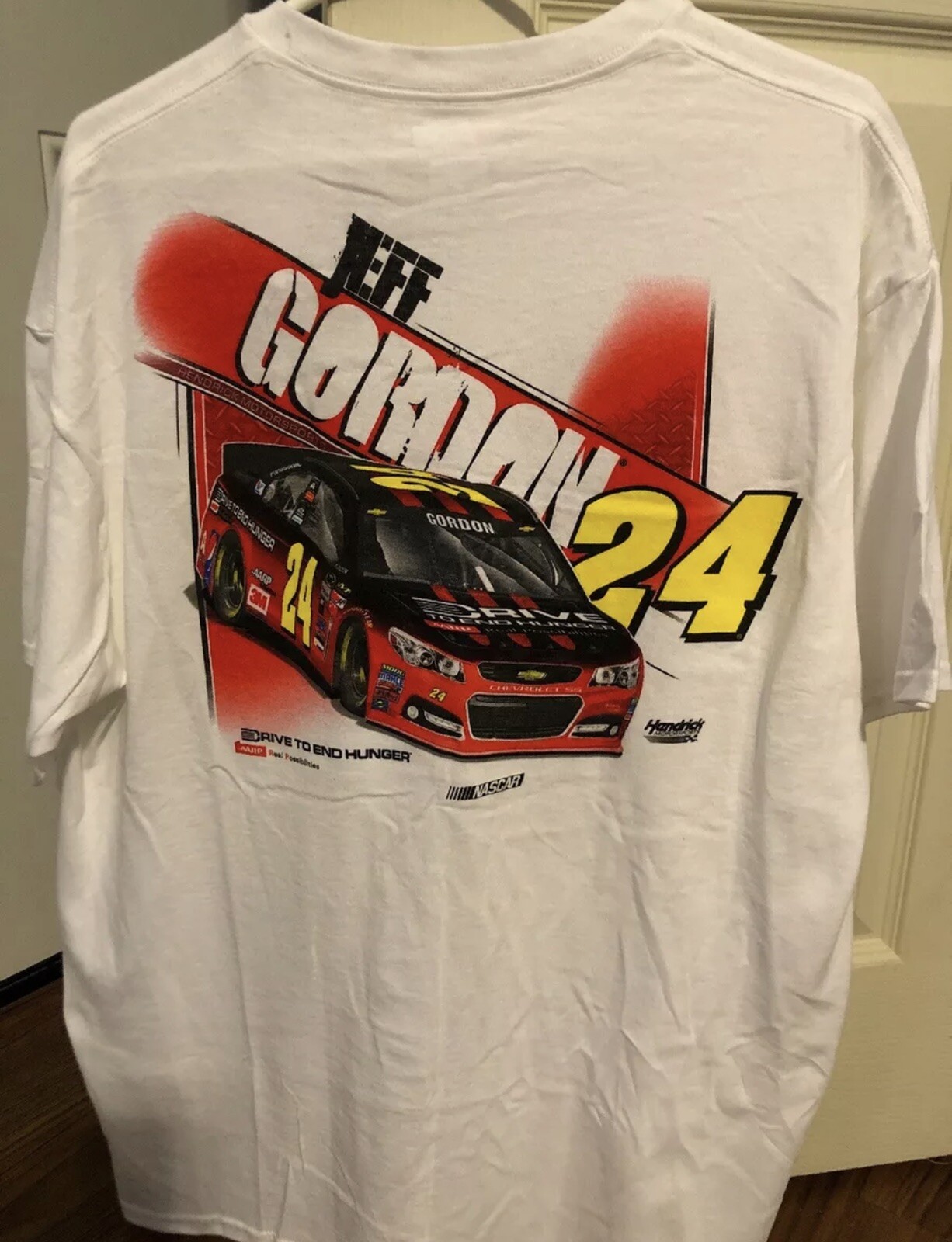 2015 Jeff Gordon Nascar Drive To AARP End Hunger Men's XL White Tee ...