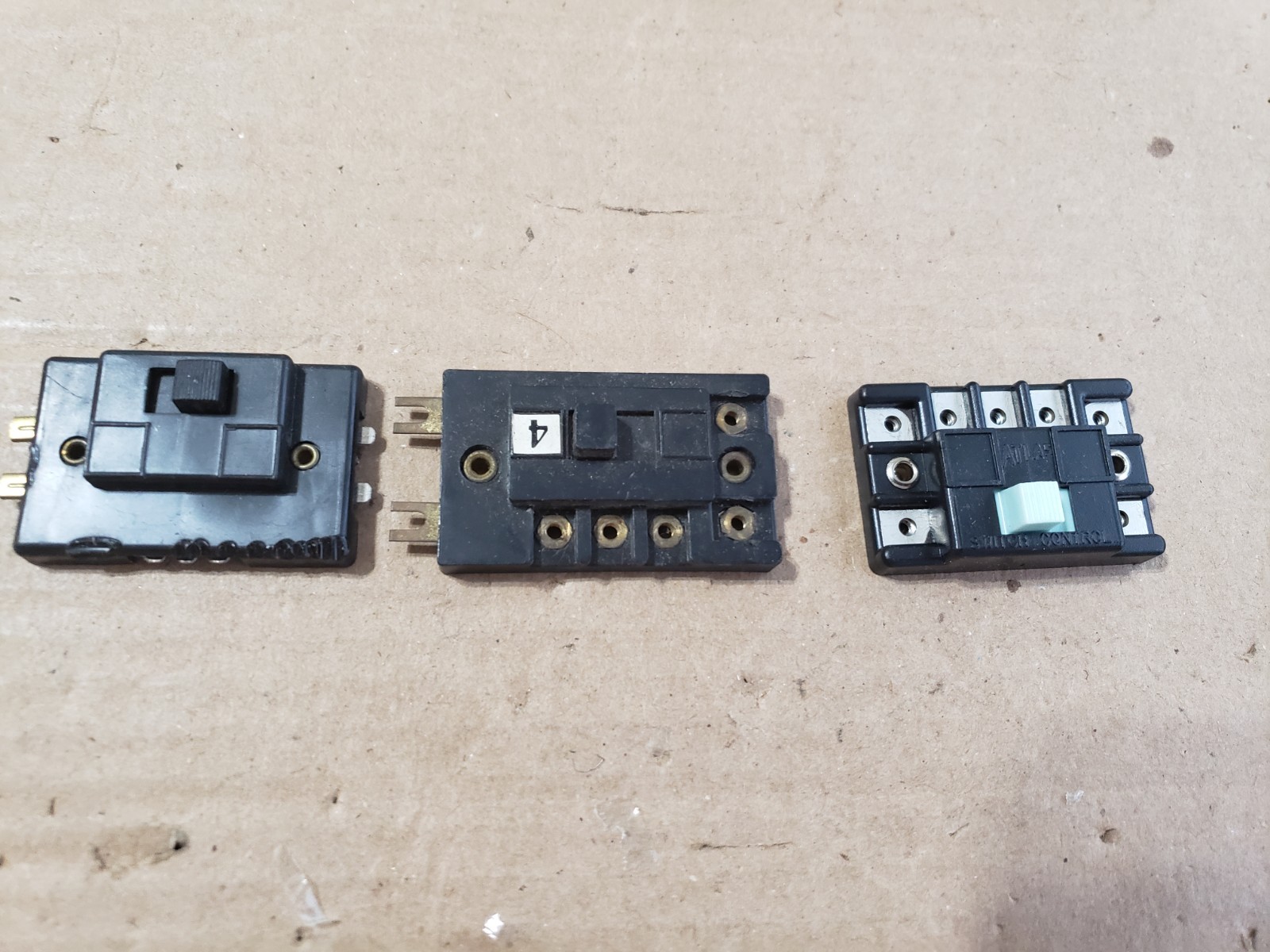 Atlas HO Switch Controllers (set of 3(1)) | eBay