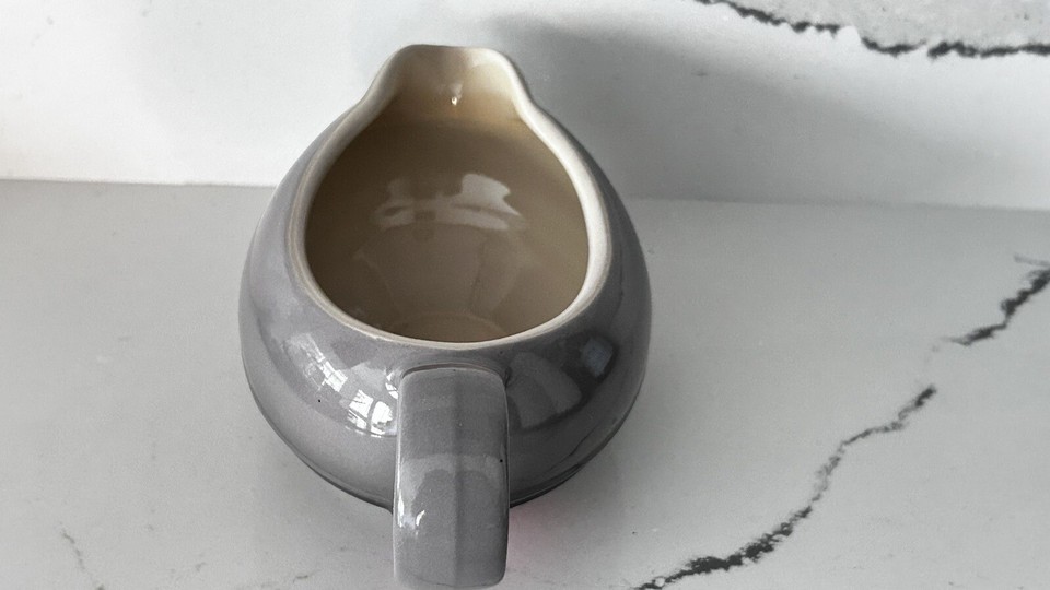 La Creuset Gravy Boat Flint 460 ml | eBay