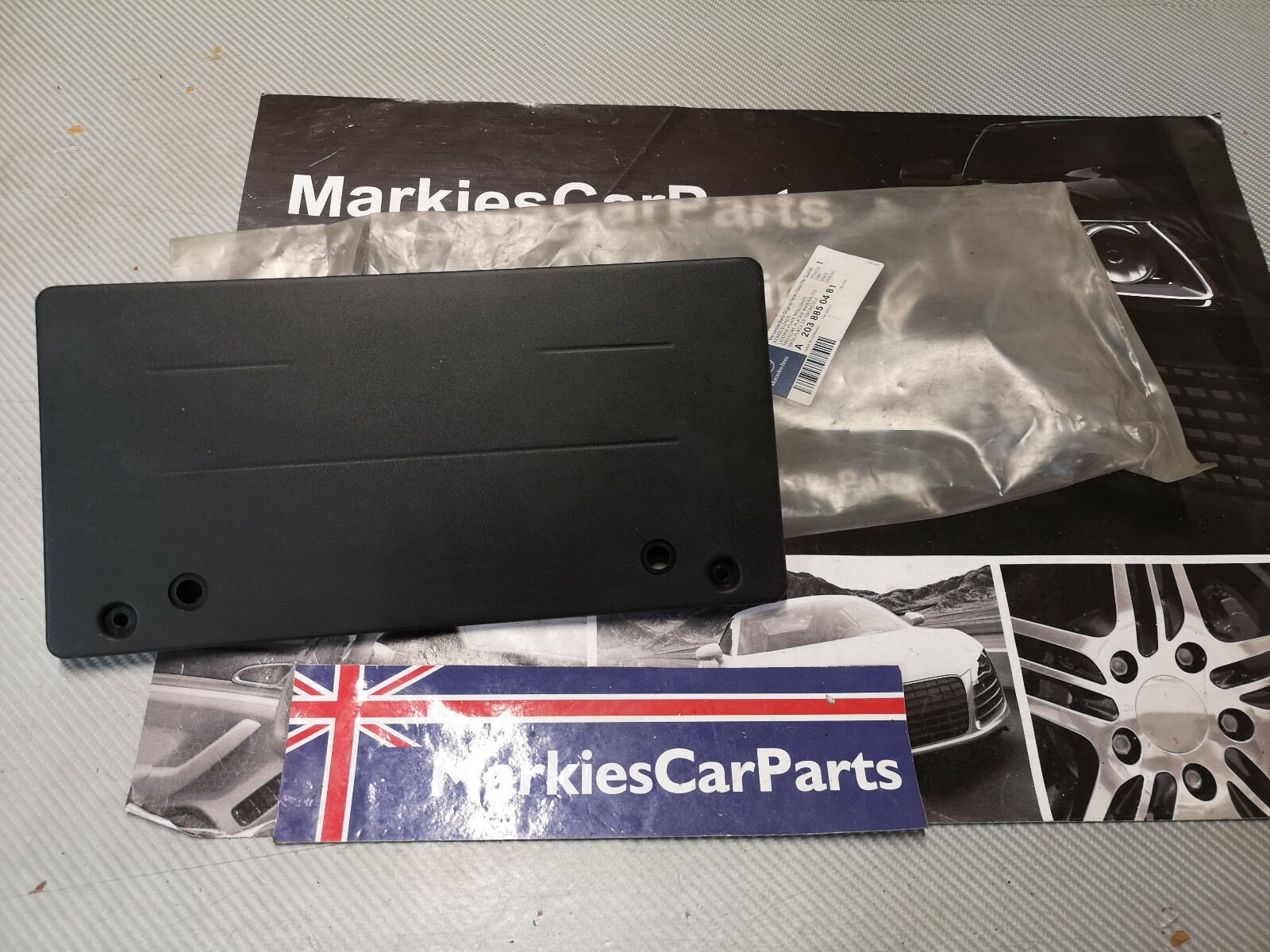 Mercedes W203 C Class Number Plate Holder Front 2038850481 New Genuine ...