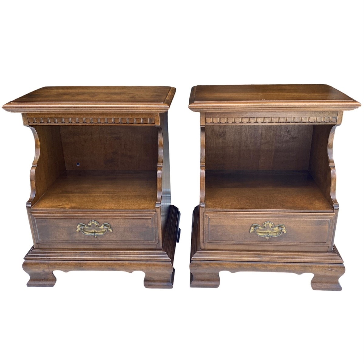 Ethan Allen Night Stand Ethan Allen British Classics Daryn