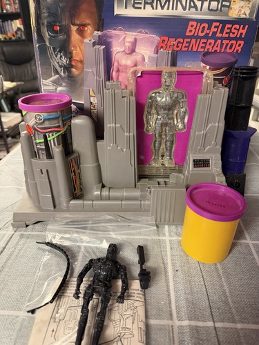 Terminator 2 BioFlesh Regenerator Playset in Original Box w/accessories ...