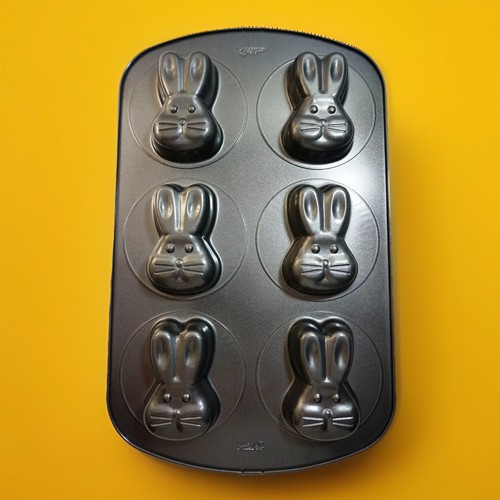 Wilton Cake Pan Rabbit Easter Mini Bunnies Non-Stick Baking Mold 6 ...