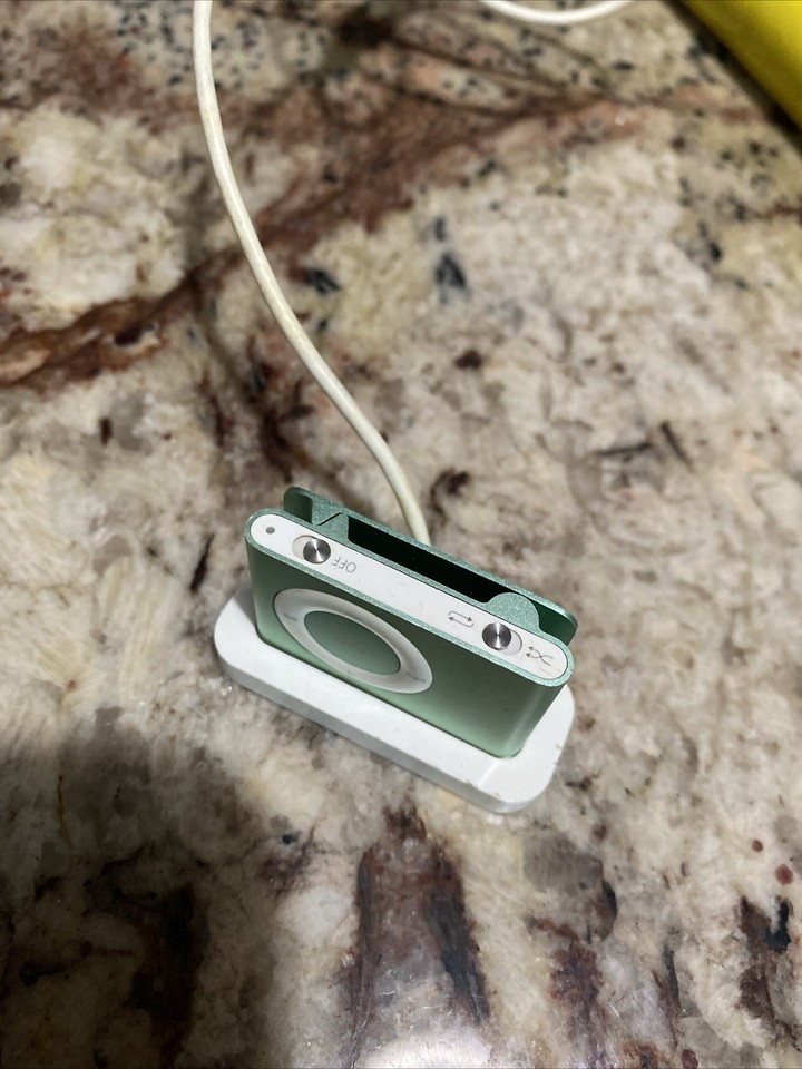 Apple iPod Shuffle 2nd Generation 1GB A1204 MP3 Music Player with Dock ...