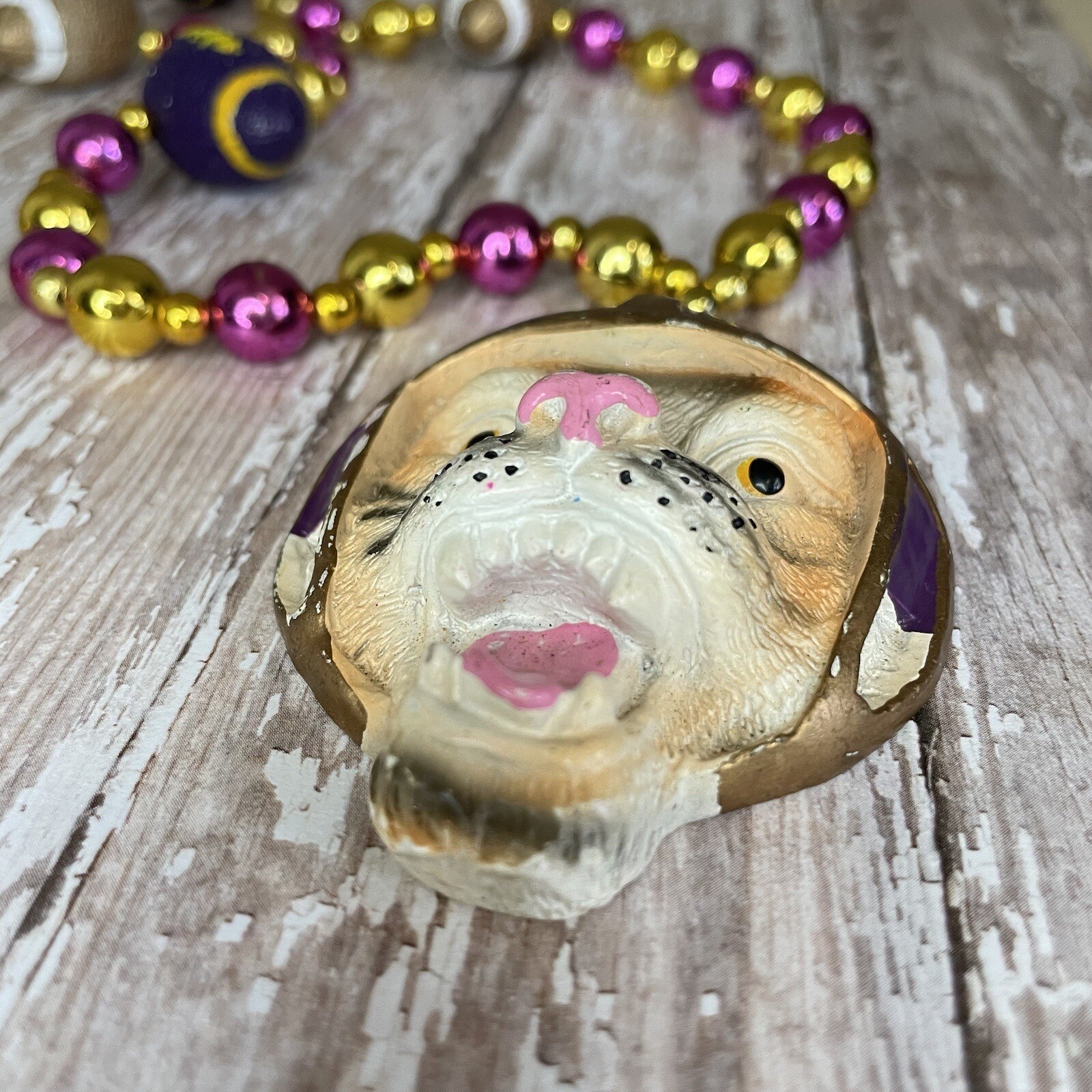 Mardi Gras Beads LSU Tigers Vintage Necklace Parade Throw New Orleans ...