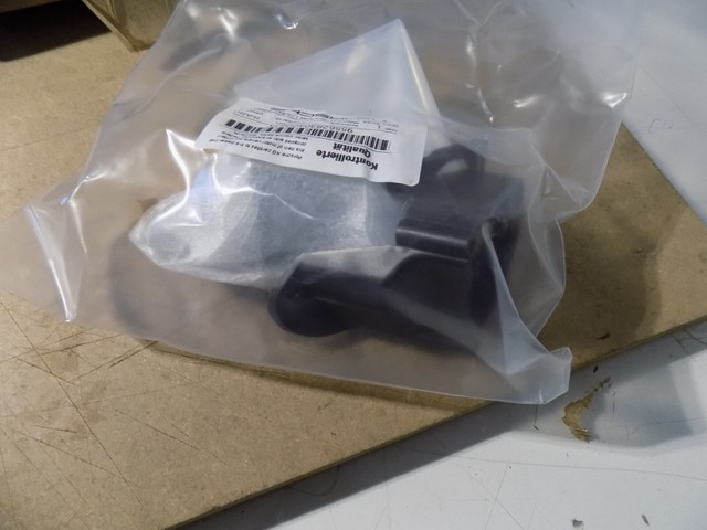 GENUINE Porsche Cayenne Offside Headlight Washer Jet Cover ...